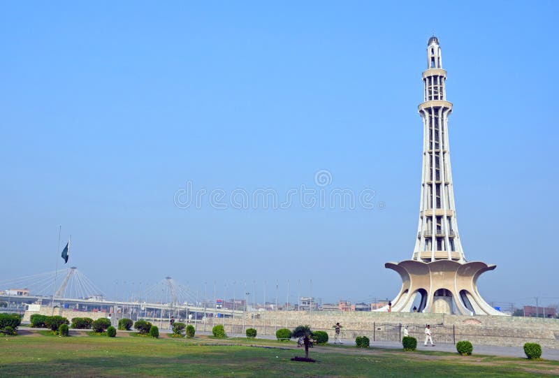 Le Minar-e-Pakistan photo stock. Image du construction - 56629632
