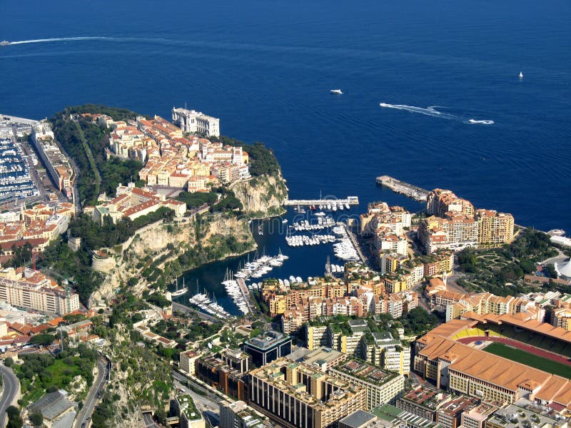 Baie de Monaco photo stock. Image du montagne, sunrise - 23205760