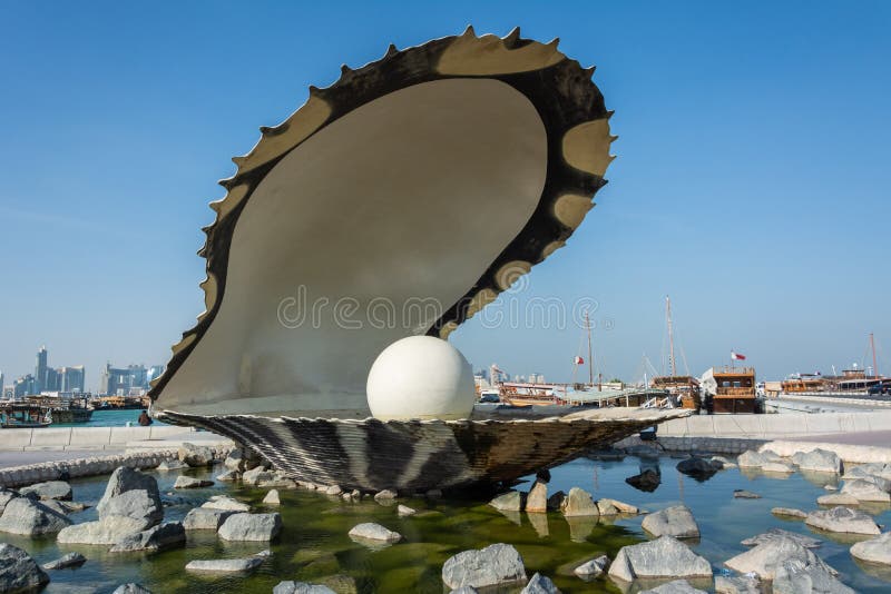 Le Monument De Perle Dans Doha, Qatar Photographie éditorial - Image du ...