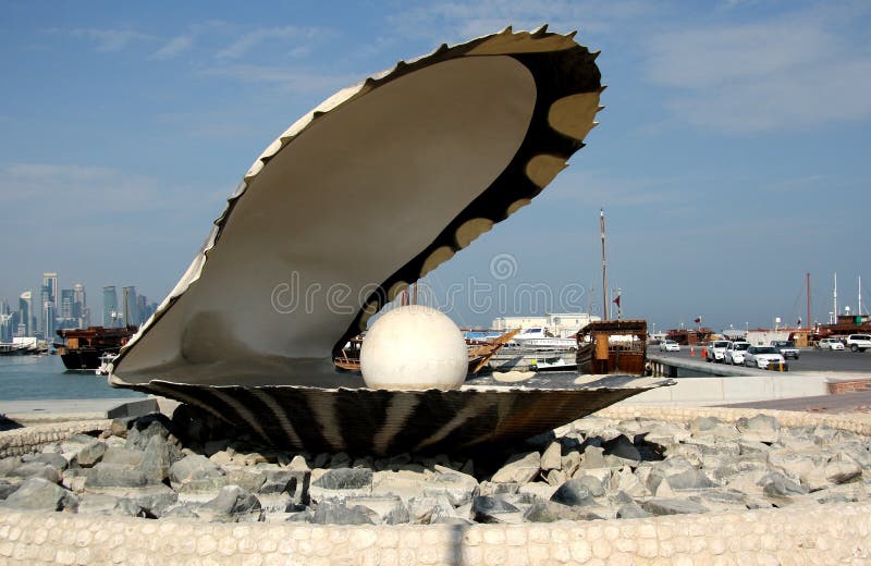 Le Monument De Perle Dans Doha, Qatar Photographie éditorial - Image du ...