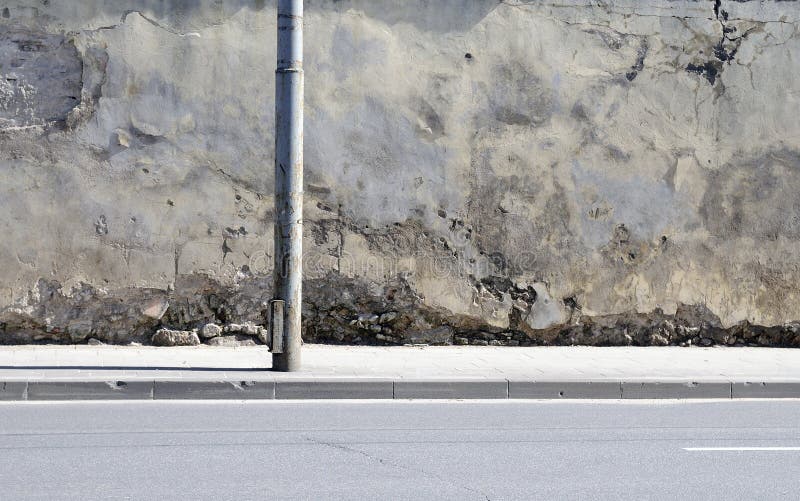 Mur cassé photo stock. Image du gris, brique, rugueux - 18891054