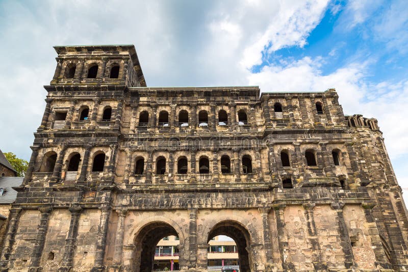 Le Nigra De Porta (porte Noire) Dans Le Trier, Allemagne Image stock ...