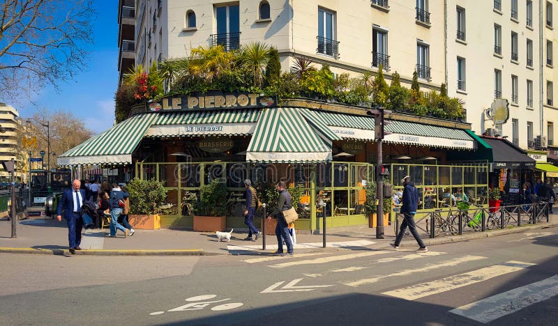 Paris Le Pierrot Stock Photos - Free & Royalty-Free Stock Photos from ...