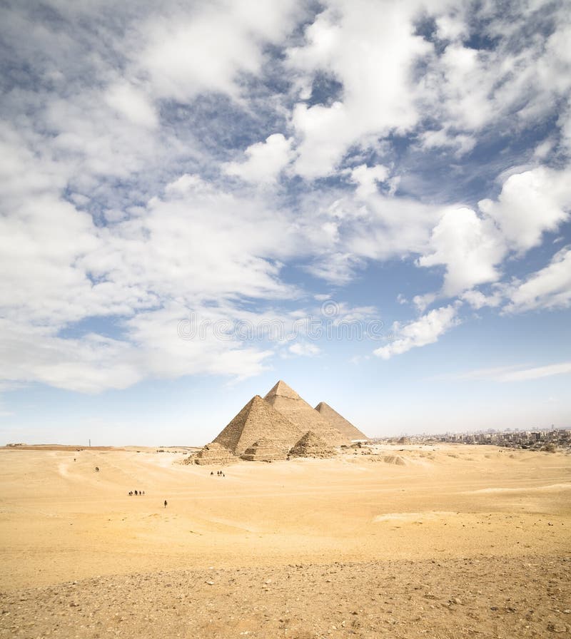 Le piramidi di Giza immagine stock. Immagine di egitto - 22415273