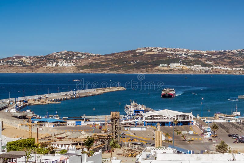 Le port de Tanger photo stock. Image du médina, matériel - 116819002