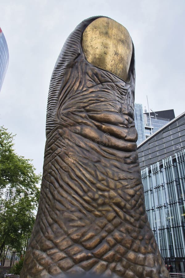 Le Pouce de Cesar in Paris editorial image. Image of culture - 377263585