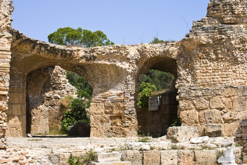 Le rovine di Cartagine fotografia stock. Immagine di immaginazione ...