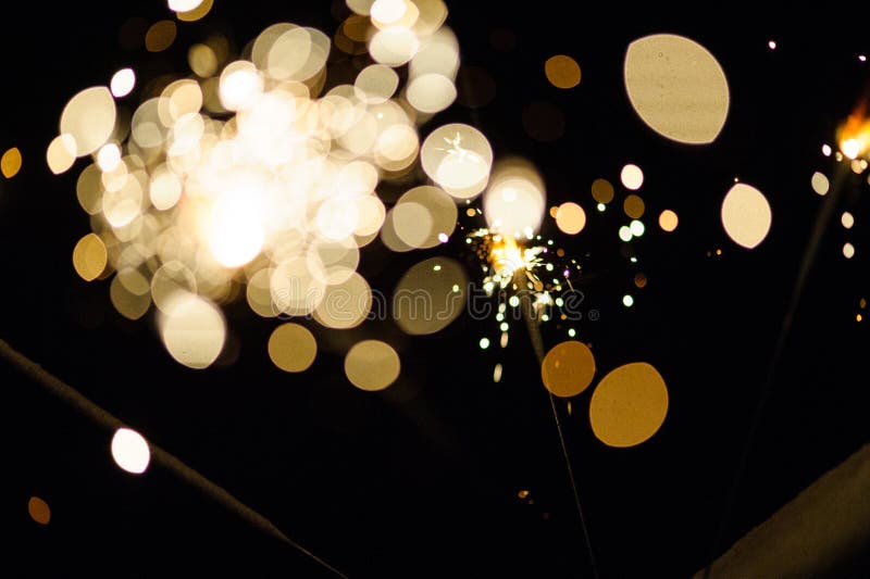 Scintille Nel Buio Scintille Natale E Capodanno Luce Magica Immagine ...