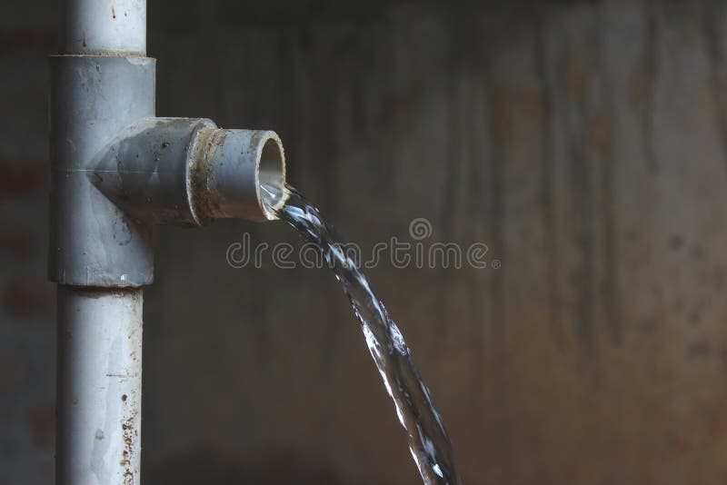 Leaking Pipe. Broken/Leaking Water Pipe Stock Image - Image of ...