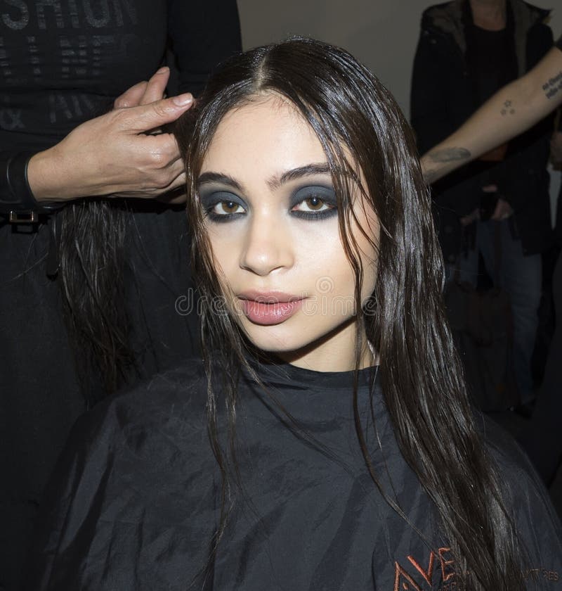 Leanne Marshall FW 2018 foto de archivo editorial. Imagen de leanne ...