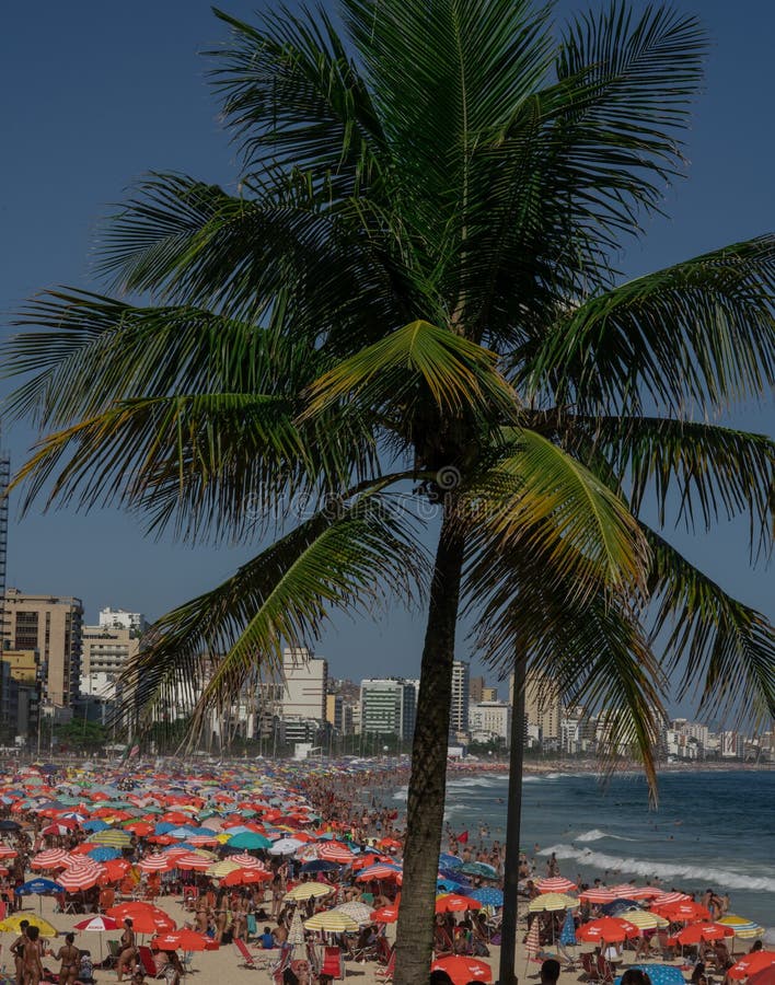 Leblon Beach in Rio De Janeiro Full of People Editorial Photography ...