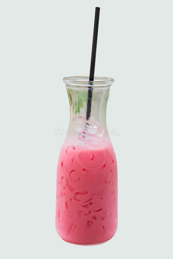Leche Rosa Helada Aislada En Fondo Blanco Foto de archivo - Imagen de ...