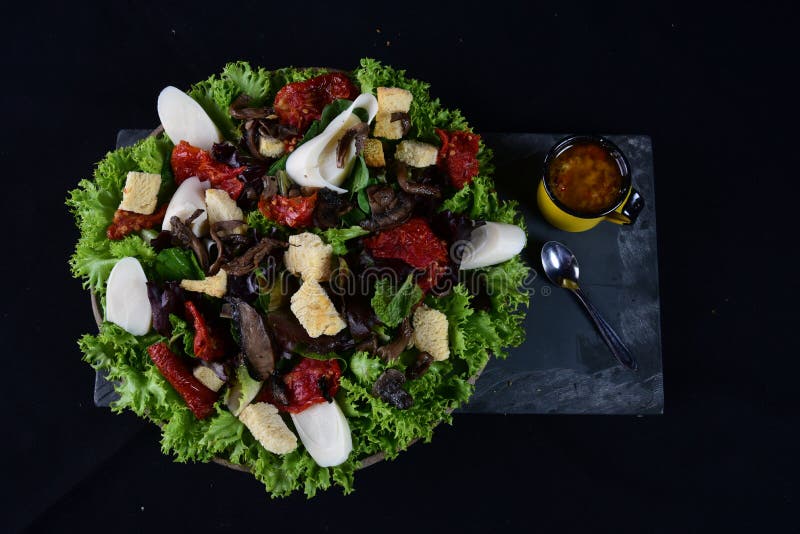 Lechuga De Palmito Hierbas De Ensalada Verduras Y Salsa Comida ...