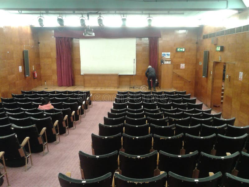 Lecture Theatre in University Editorial Photo - Image of aircon, room ...