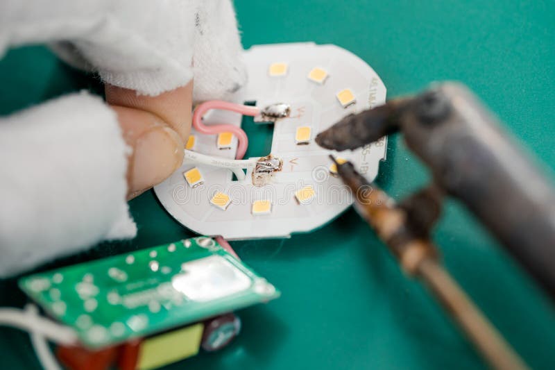 LED Light Bulb Production Factory, the Production Process of Light ...