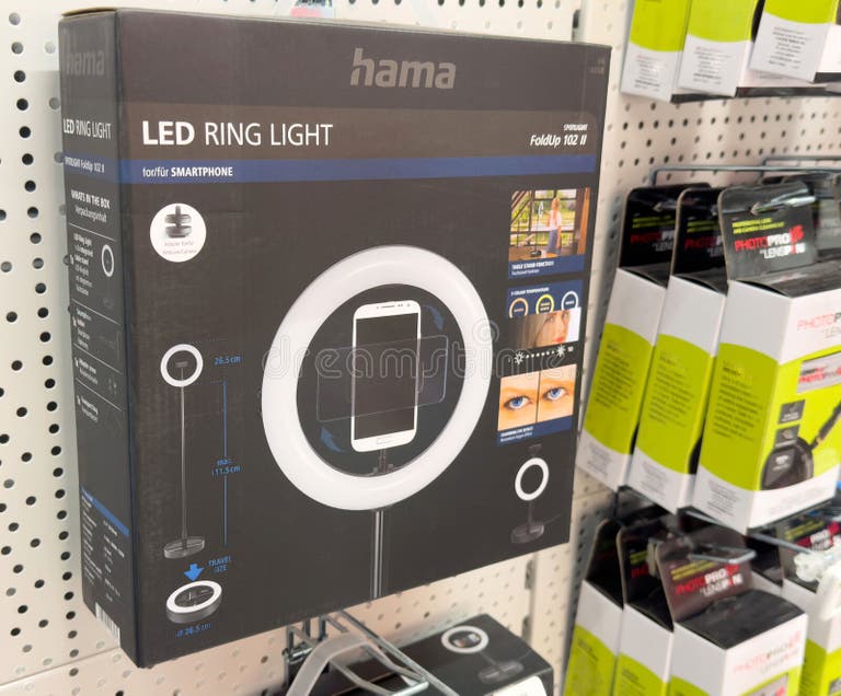 Led Ring Light Display on Store Shelf Packaging for Smartphones ...