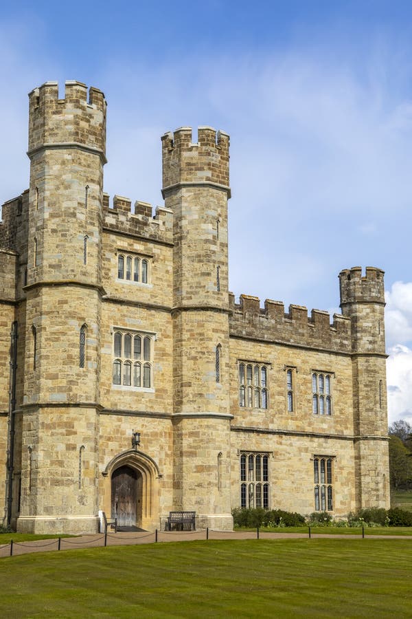 Leeds Castle in Kent, UK editorial stock photo. Image of attraction ...