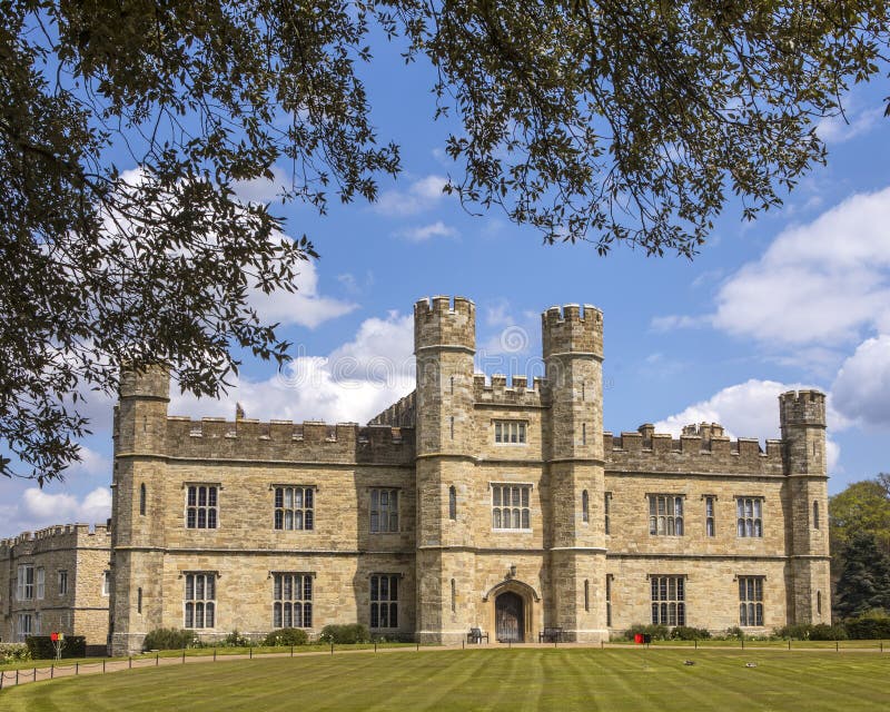 Leeds Castle in Kent, UK editorial stock image. Image of place - 217912204