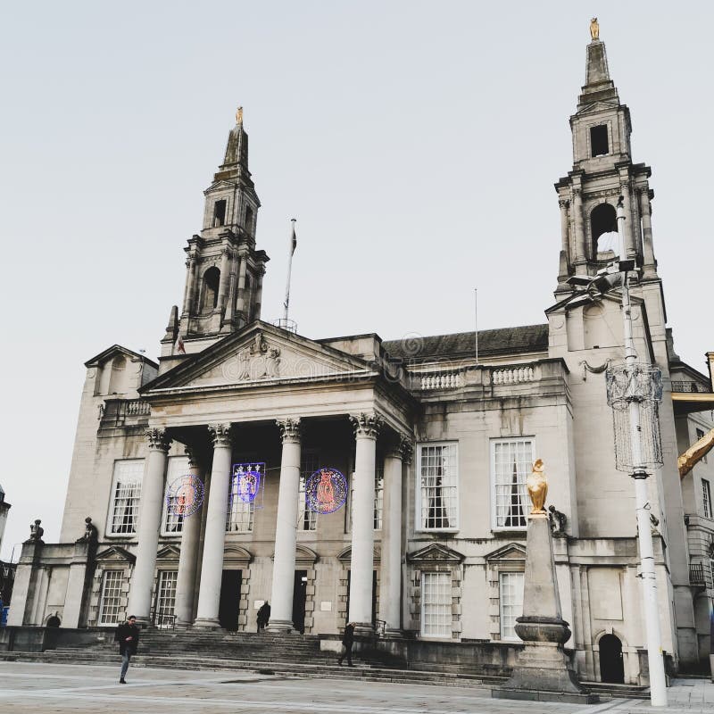 Leeds Civic Hall editorial image. Image of hall, monument - 236914560