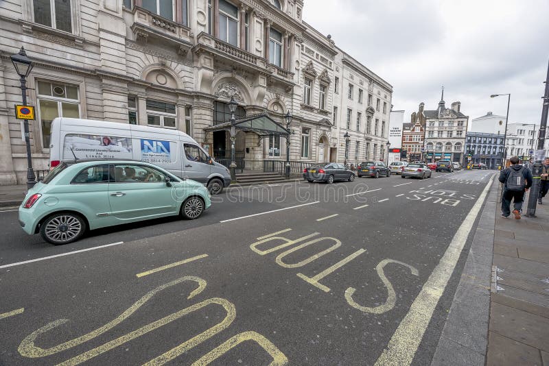 Left Side Traffic at London Streets Editorial Stock Photo - Image of ...