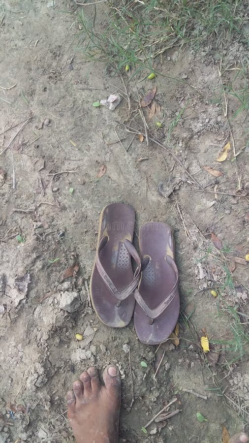 Leg and chappal editorial photography. Image of rock - 190969382