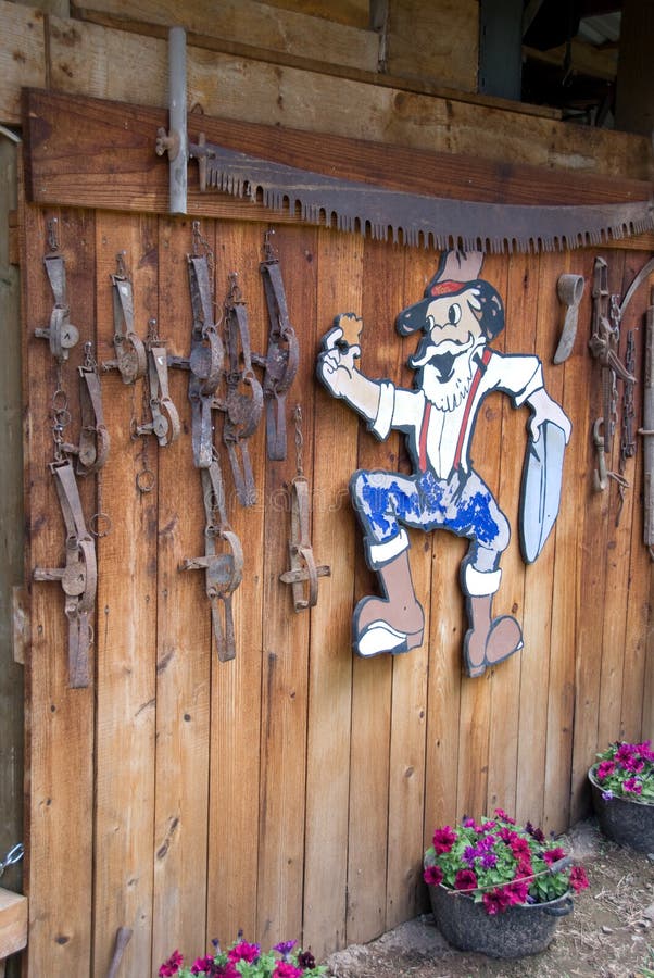 Leg Traps Picture. Image: 6031480