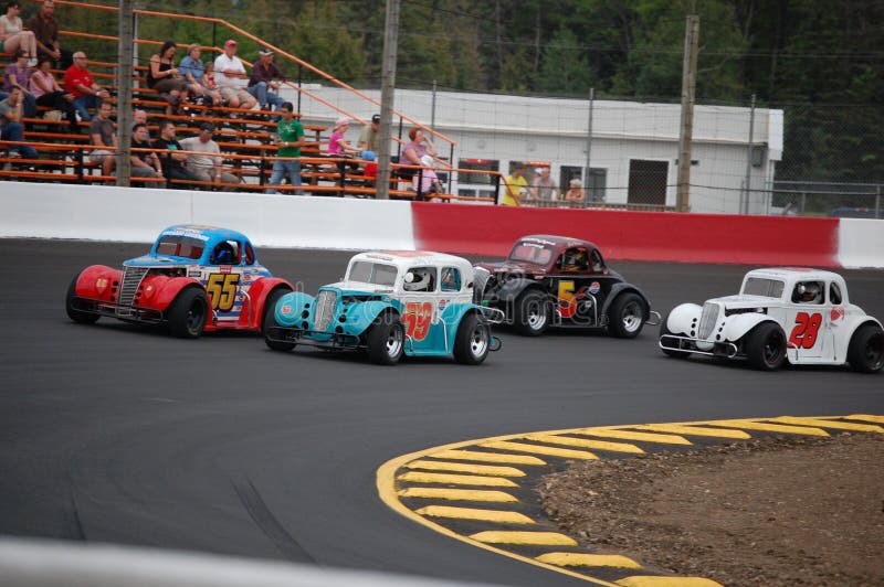 Legend Car Racing editorial photo. Image of racing, oval - 19140536