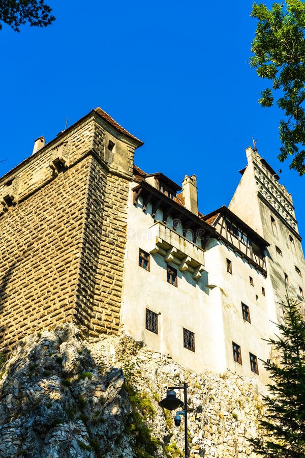 Legendario Castillo De Bran Dracula Castillo De Transylvania Foto de ...