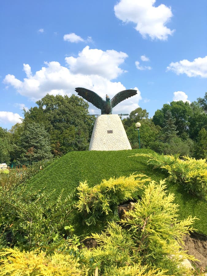 Turul editorial stock photo. Image of european, statue - 83123963