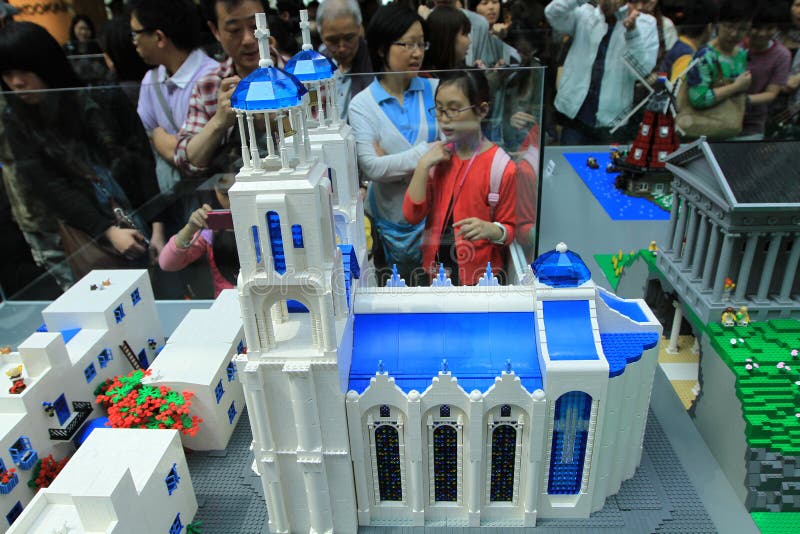 The Lego City, Building Blocks in Multiple Colours 22 April 2011 ...