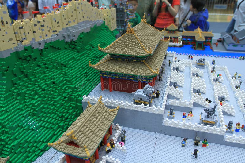 The Lego City, Building Blocks in Multiple Colours 22 April 2011 ...