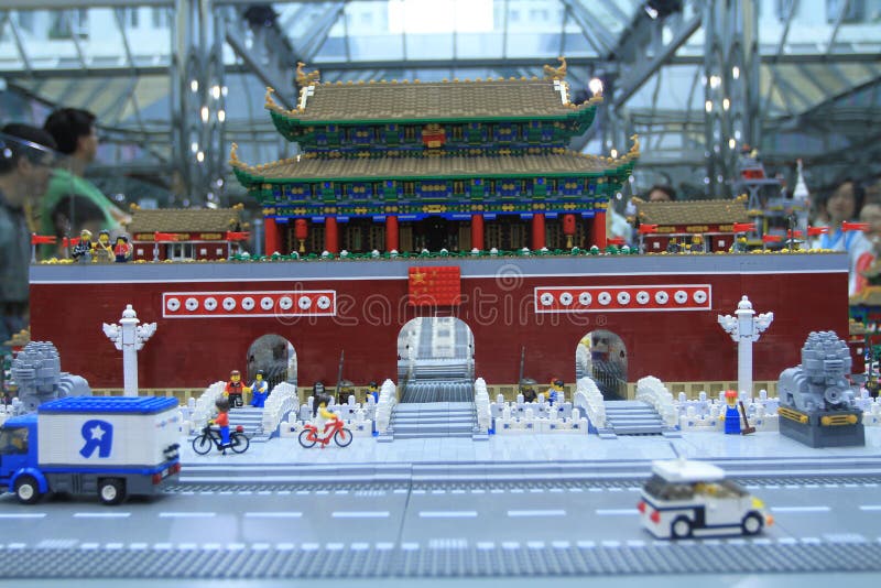 The Lego City, Building Blocks in Multiple Colours 22 April 2011 ...