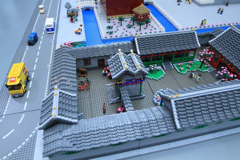 The Lego City, Building Blocks in Multiple Colours 22 April 2011 ...