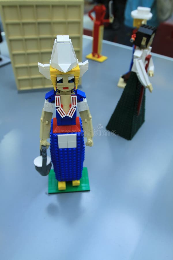 The Lego City, Building Blocks in Multiple Colours 22 April 2011 ...