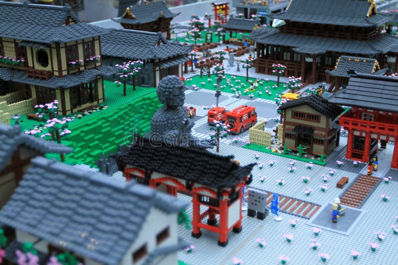 The Lego City, Building Blocks in Multiple Colours 22 April 2011 ...