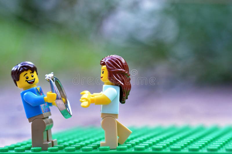 Lego Minifigures with Engagement Ring Editorial Stock Image - Image of ...