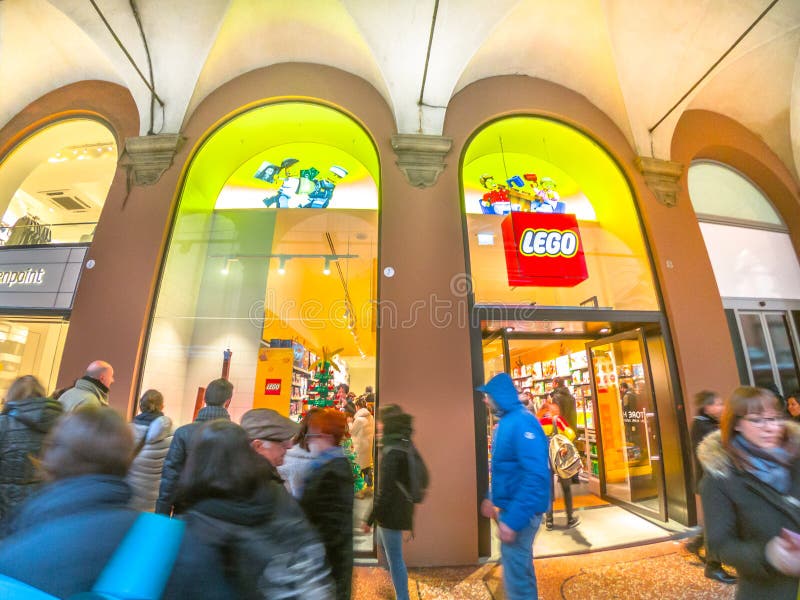 Lego storefront bologna editorial stock image. Image of bologna - 133920614 Lego storefront bologna editorial stock image. Image of bologna - 133920614