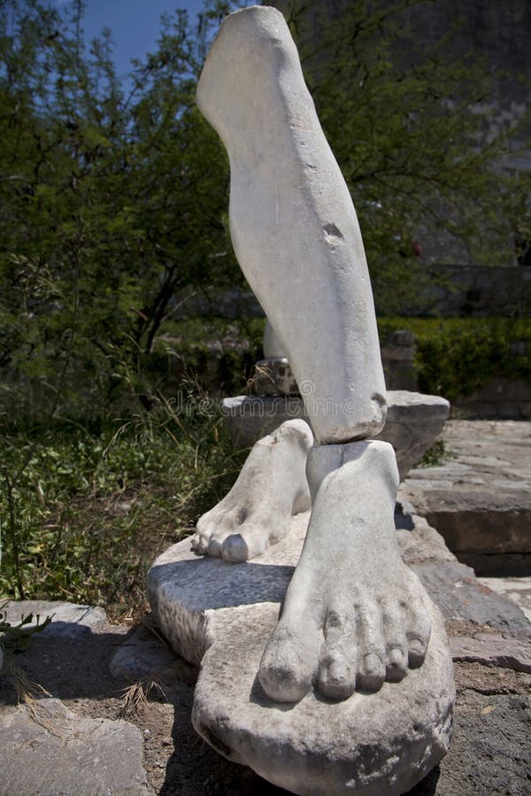 809 Broken Roman Statue Stock Photos - Free & Royalty-Free Stock Photos ...