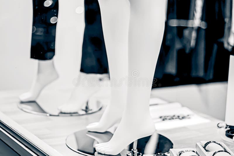 Legs-mannequins stock image. Image of fashion, legs, aviv - 31325297