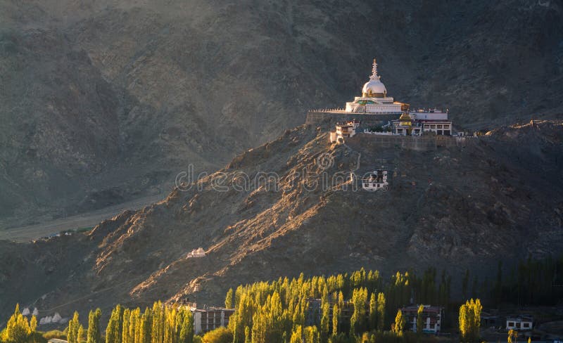Leh Lakdh Landscape stock image. Image of cold, himalayas - 91923721