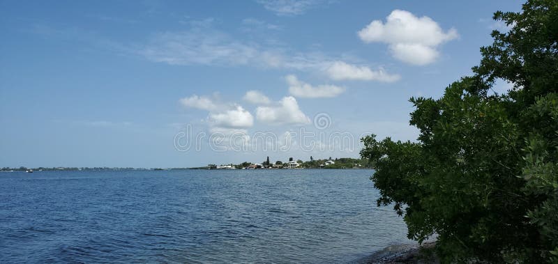 Lemon Bay in Englewood Florida Stock Image - Image of horizon, beach ...