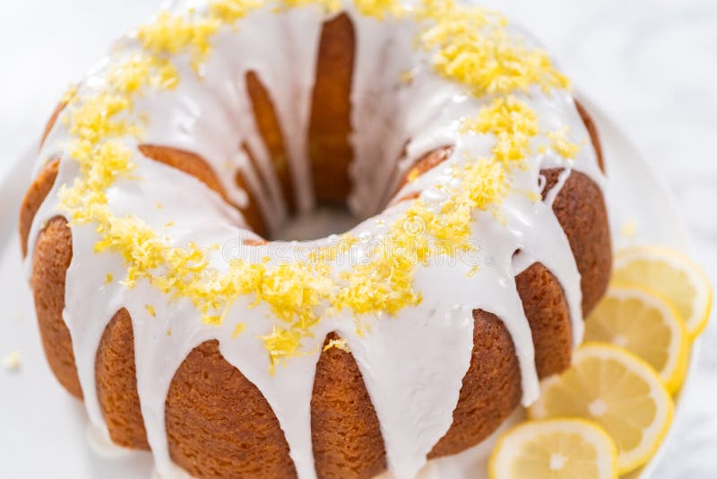 Lemon bundt cake stock image. Image of ripe, natural - 278414675