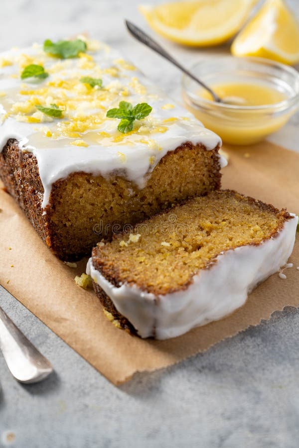 Lemon Drizzle Loaf Cake, Homemade Sponge Soft Cake with Sugar Icing ...