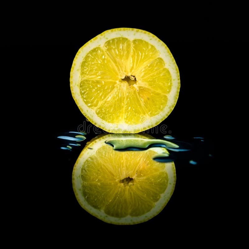 Lemon with drops stock image. Image of circle, fruit - 118703603