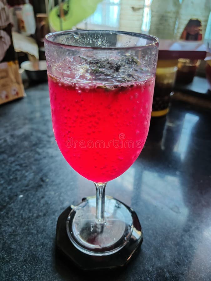 Refreshing Lemon Rose Mojito Mocktail Stock Photo - Image of mocktail ...