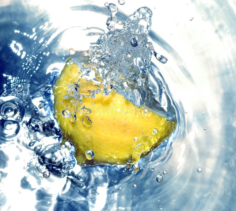 Lemon In Water Picture. Image: 658157