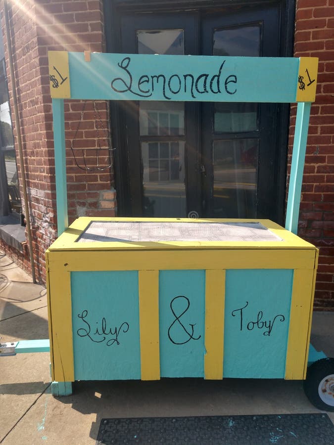 Lemonade stand stock image. Image of smalltown, blue - 146429051