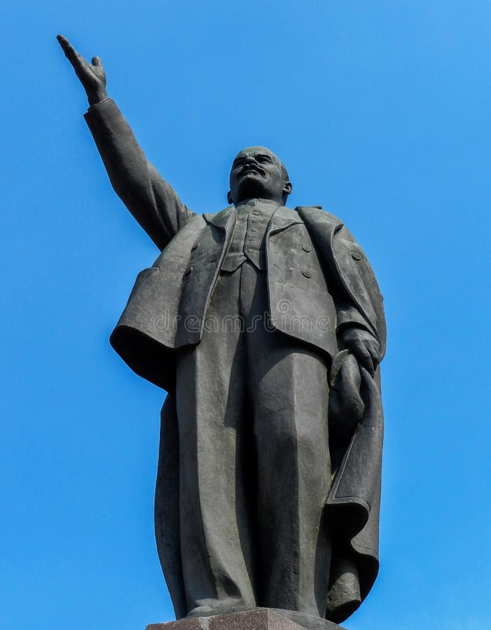 Lenin statue stock image. Image of landmark, monument - 77613581