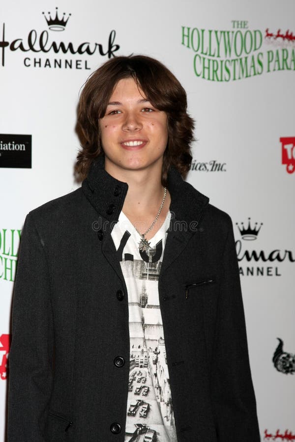 Leo Howard editorial photography. Image of howard, sycamore - 22612662