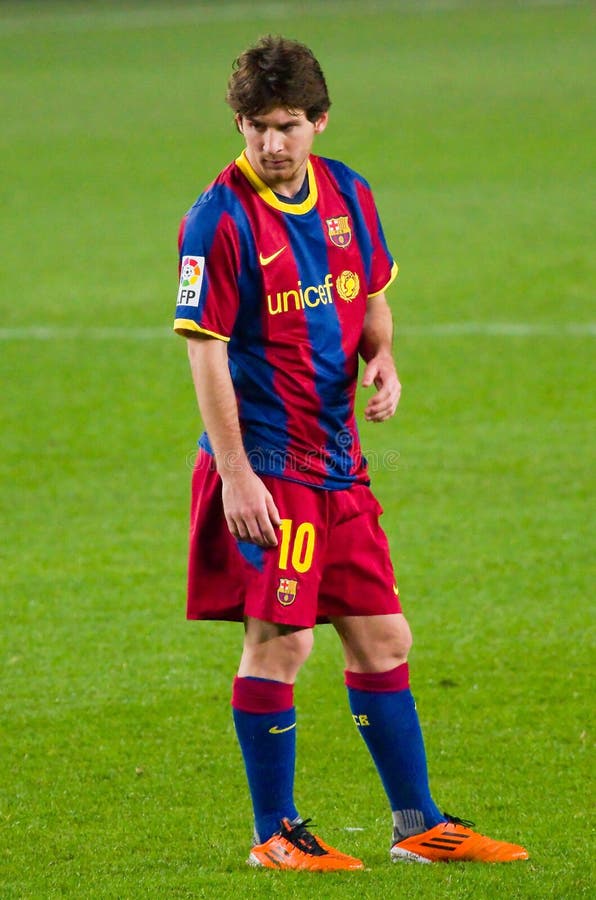 Leo Messi (FC Barcelona) fotografia editorial. Imagem de dribblagem ... Leo Messi (FC Barcelona) fotografia editorial. Imagem de dribblagem ...